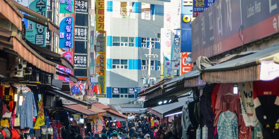 Top 5 Outlet Malls for Best Deals in South Korea | KoreaTravelPost